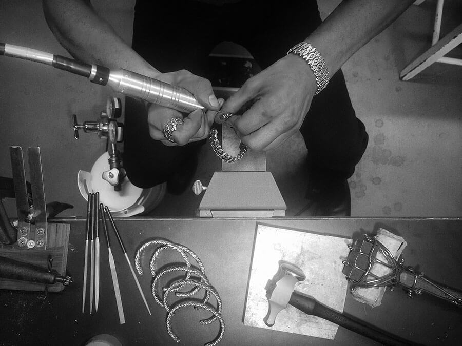 COLLECTION – Designer Davis Hatcher